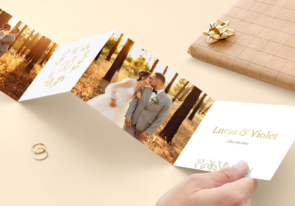 Custom Mini Leporello Photo Set Card | Saal Digital