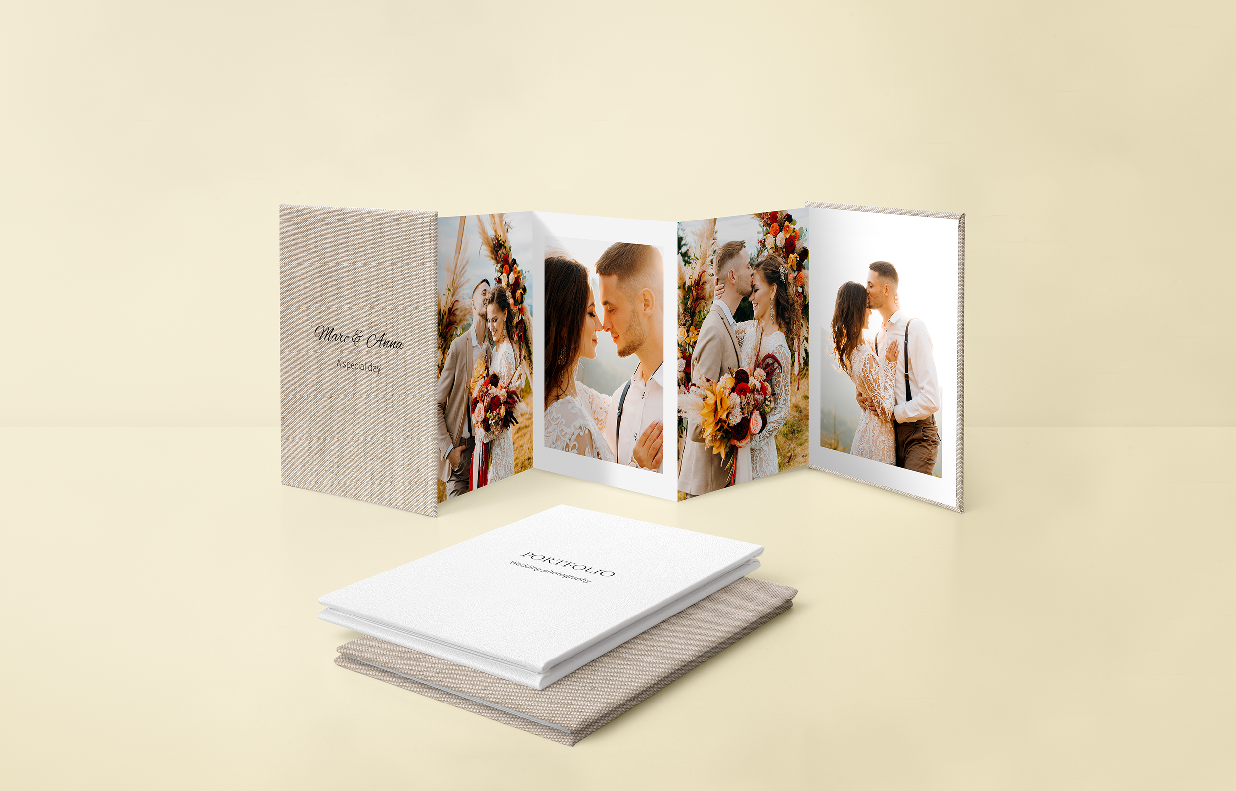 Hardcover Mini Leporello: Your Portable Portfolio